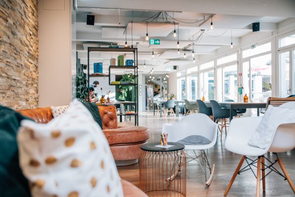 meet and sleep, work and eat! | Hyve